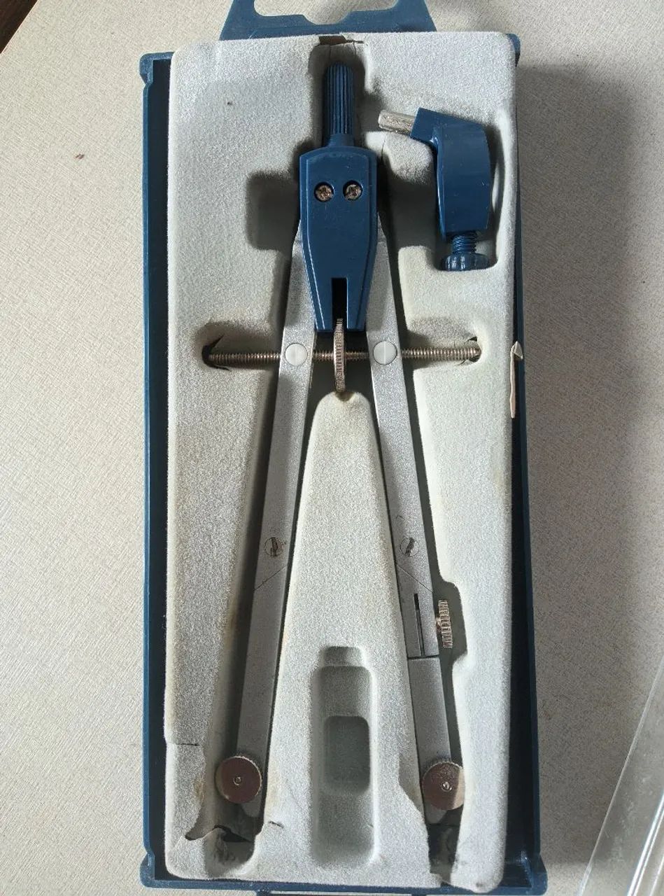 PARA VENDER LOGO Compasso Técnico CIS 303 para desenho técnico ...