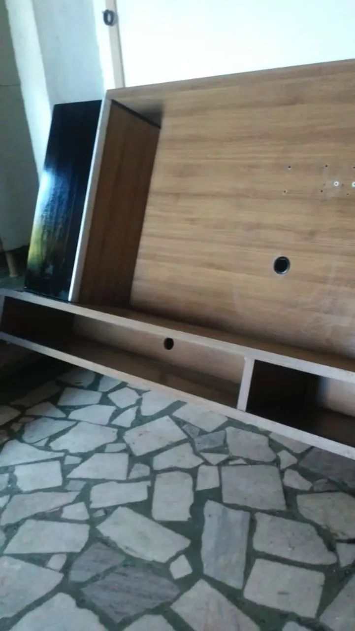 RAQUE LINDO PESADO para sua sala com armarinho encima embaixo - Racks e ...