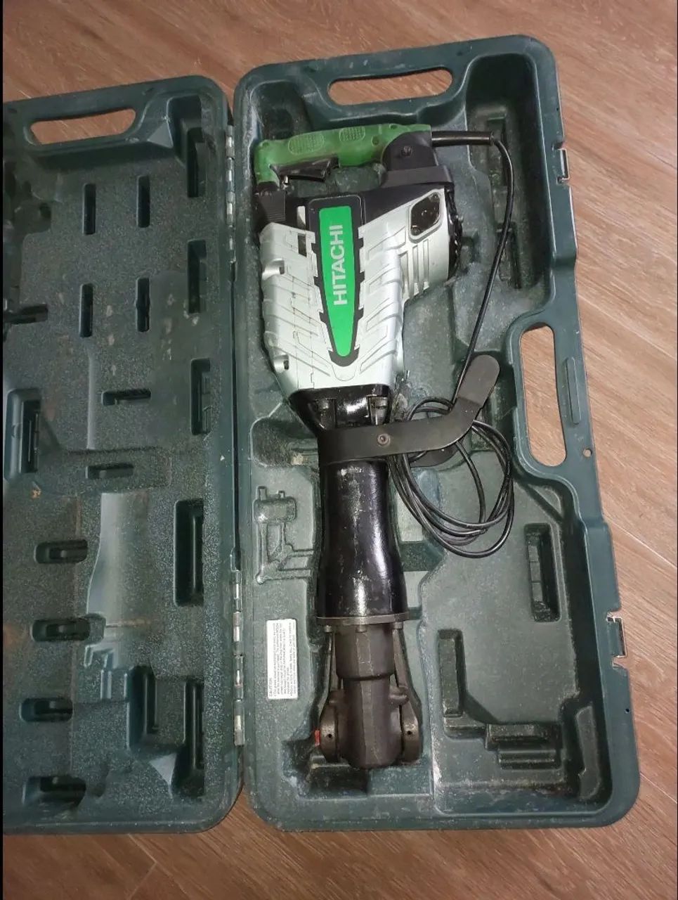 Martelo Demolidor Hexagonal Max 1340W 220V H65SD2 Hitachi - Ferramentas ...