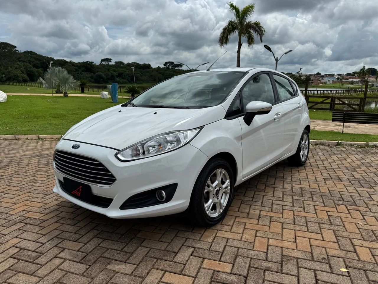 FORD FIESTA 2015 Usados e Novos