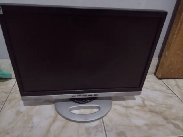 "monitor grande" no Brasil
