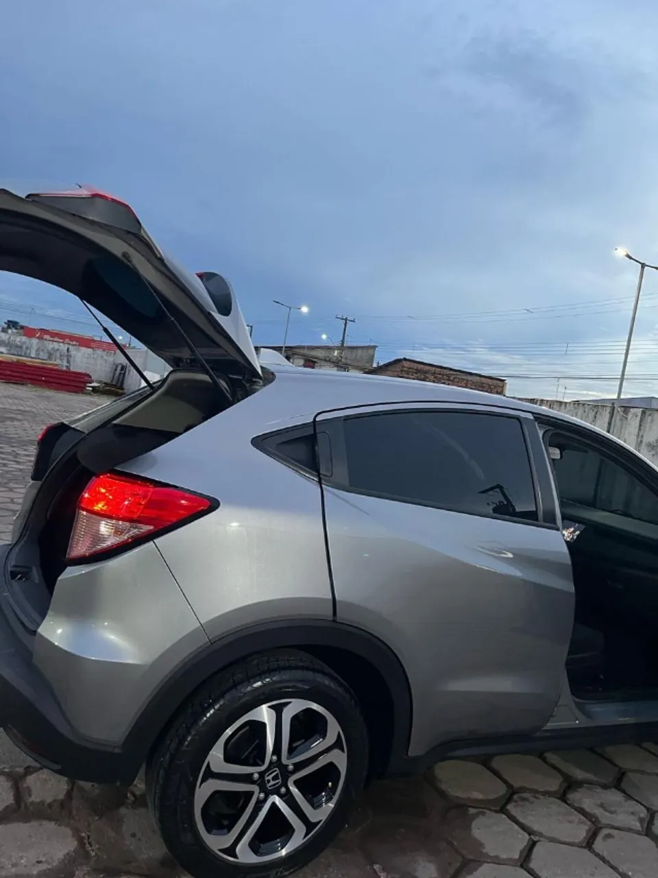 "honda hrv 2016" - Carros Usados e Novos à venda