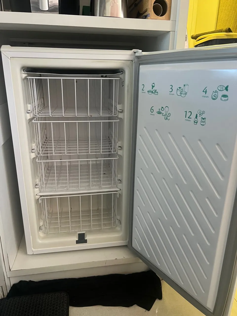 "mini freezer" - Geladeiras e Freezers no Brasil