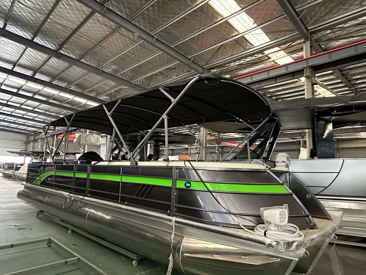 Pontoon Canastra boats 950 - Barcos e aeronaves - Jardim Paulista, Ribeirão Preto 1281936622 | OLX