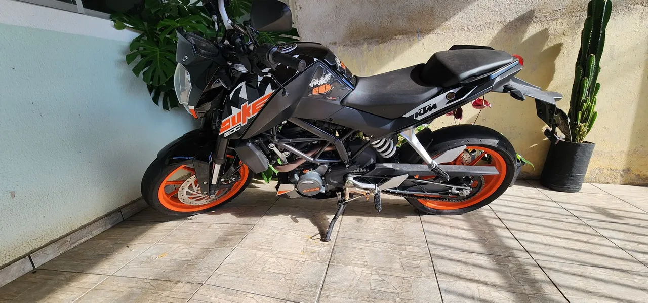 Motos KTM DUKE no Brasil