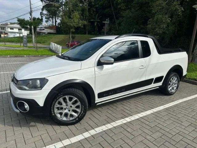 VOLKSWAGEN SAVEIRO 2014 Usados e Novos em SC
