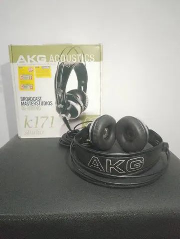 AKG no Brasil
