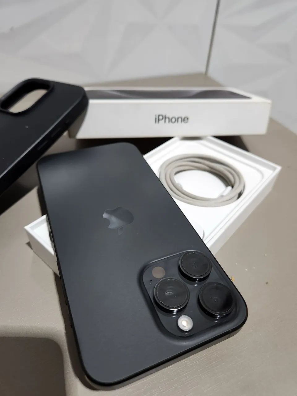 Iphone 15 pro max preto 256GB modelo chip físico perfeito na caixa ...