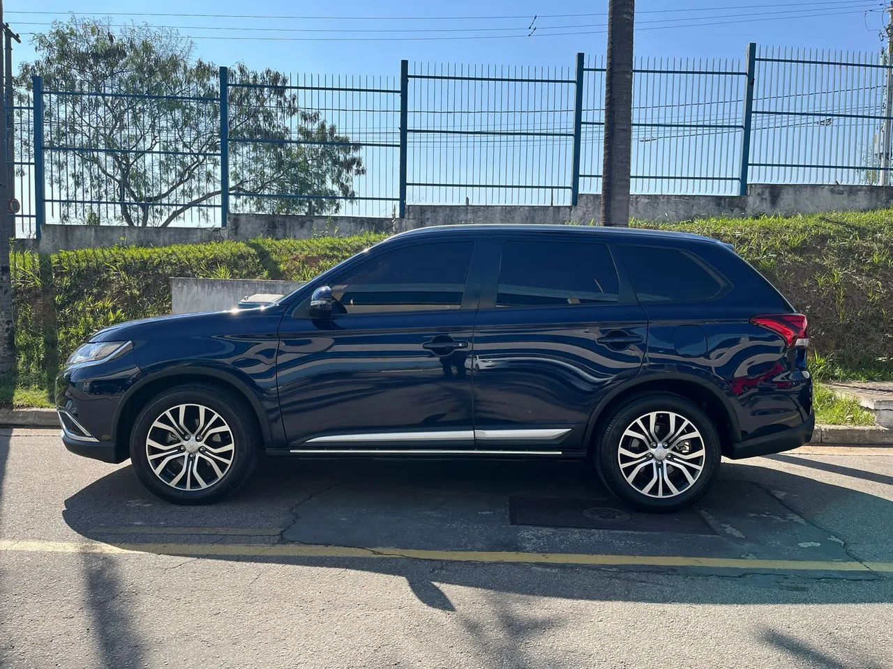 MITSUBISHI OUTLANDER 2018 Usados e Novos