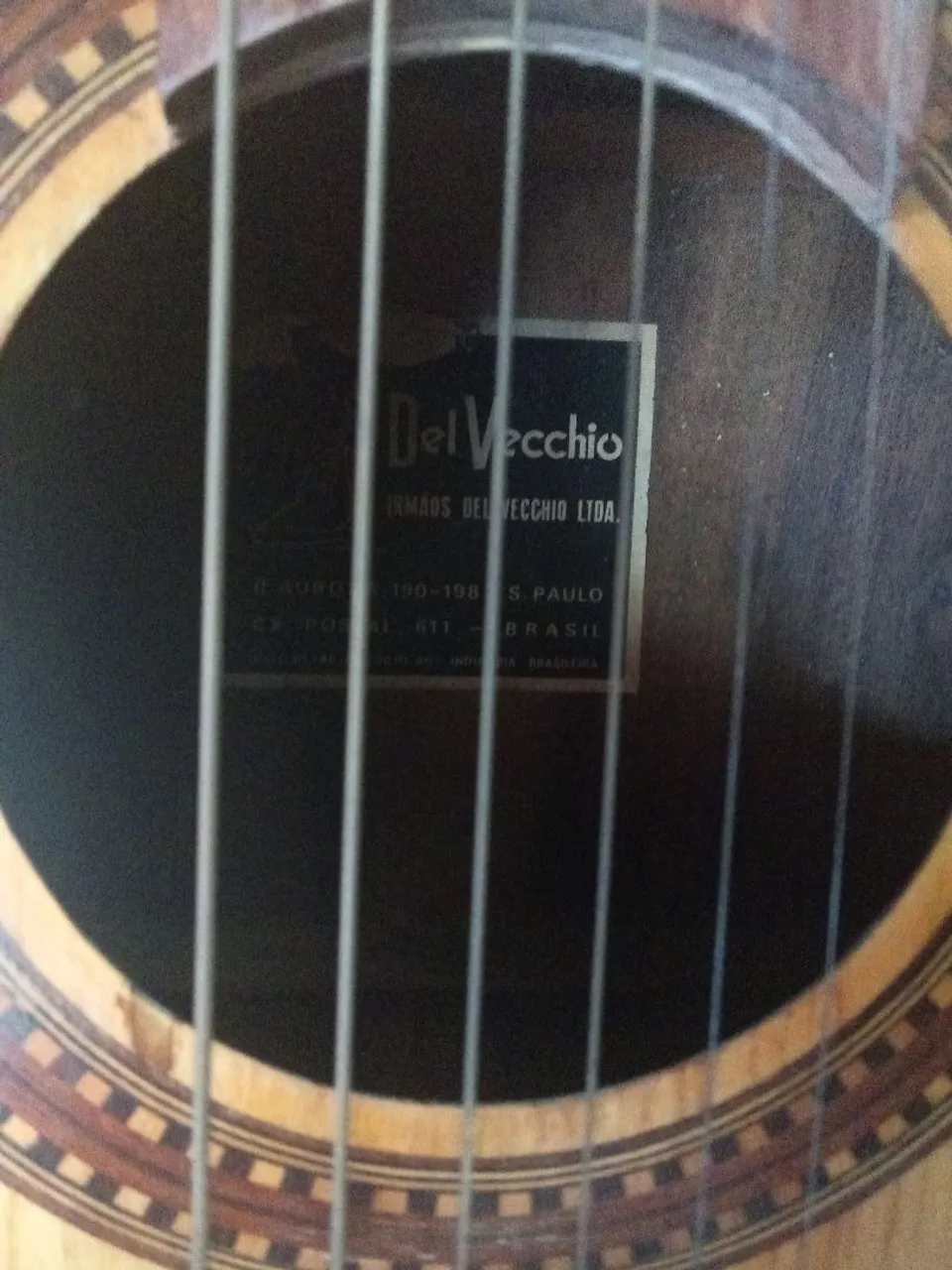 "del vecchio" no Brasil