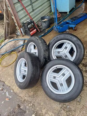 "roda 3 furos corcel" no Brasil