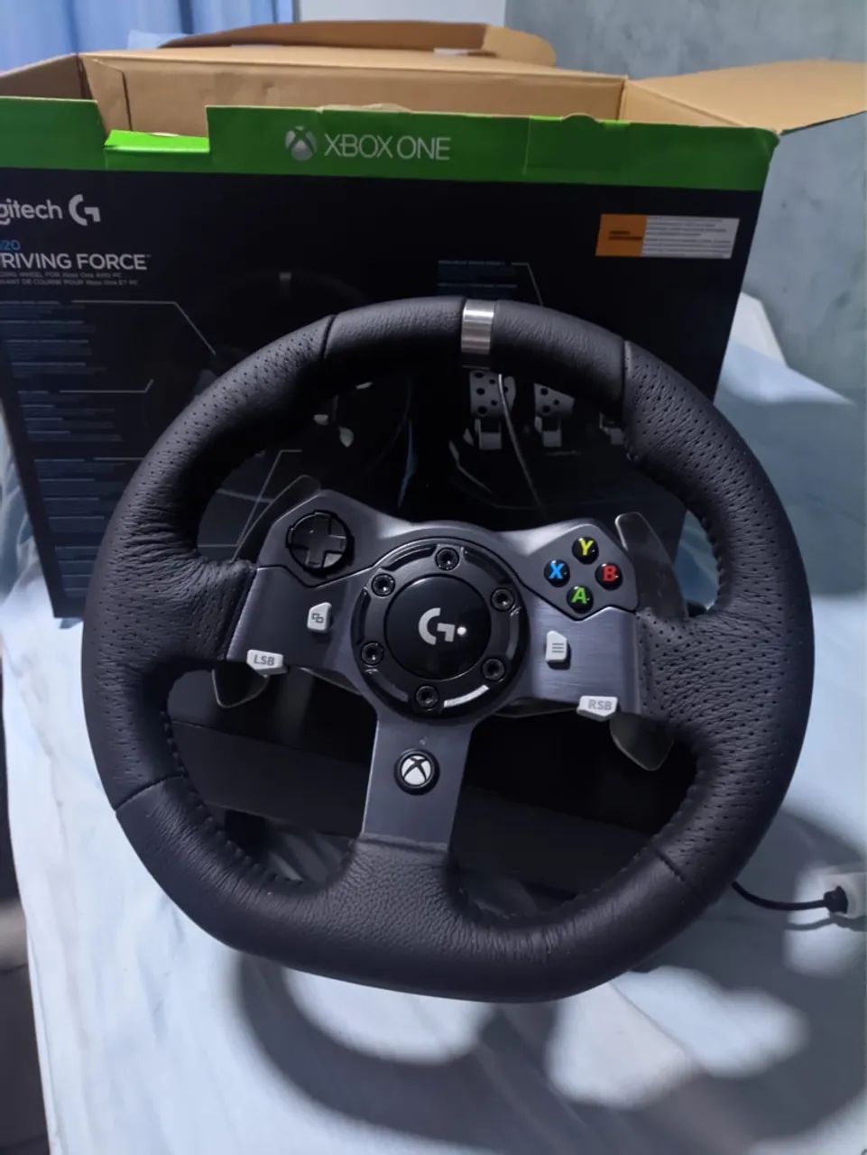 "volantes logitech" no Brasil