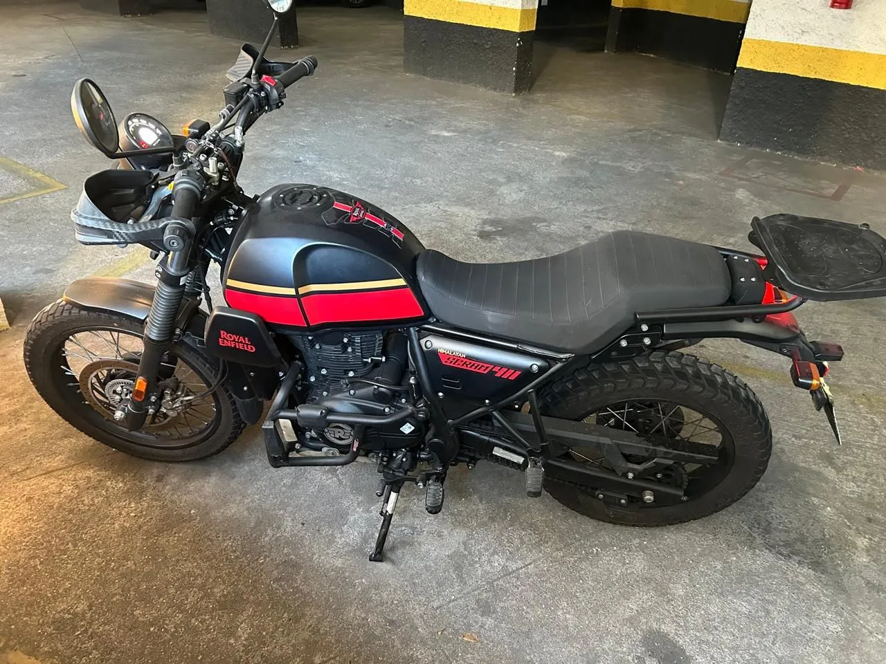 Motos ROYAL ENFIELD SCRAM 411 no Brasil