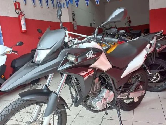 Motos HONDA XRE 2015 no Brasil