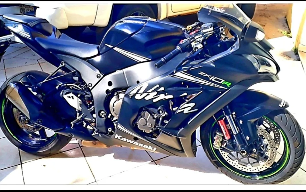 Motos KAWASAKI NINJA ZX-10/ ZX-10R 1000CC no Brasil