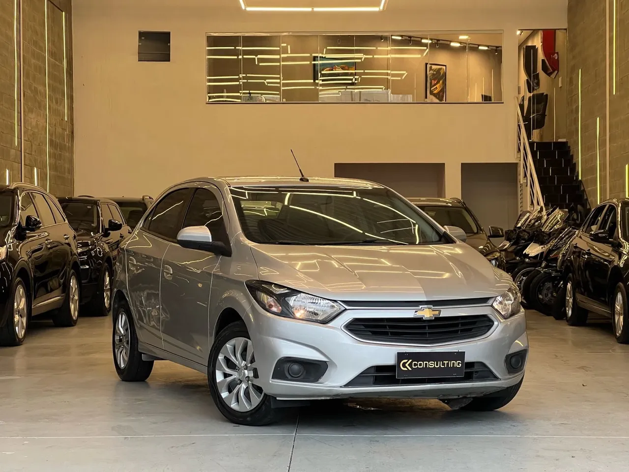 CHEVROLET ONIX 2018 Usados e Novos