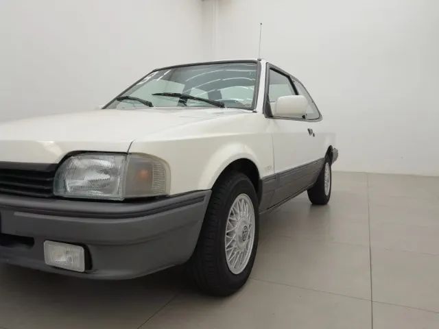 VOLKSWAGEN APOLO Usados e Novos