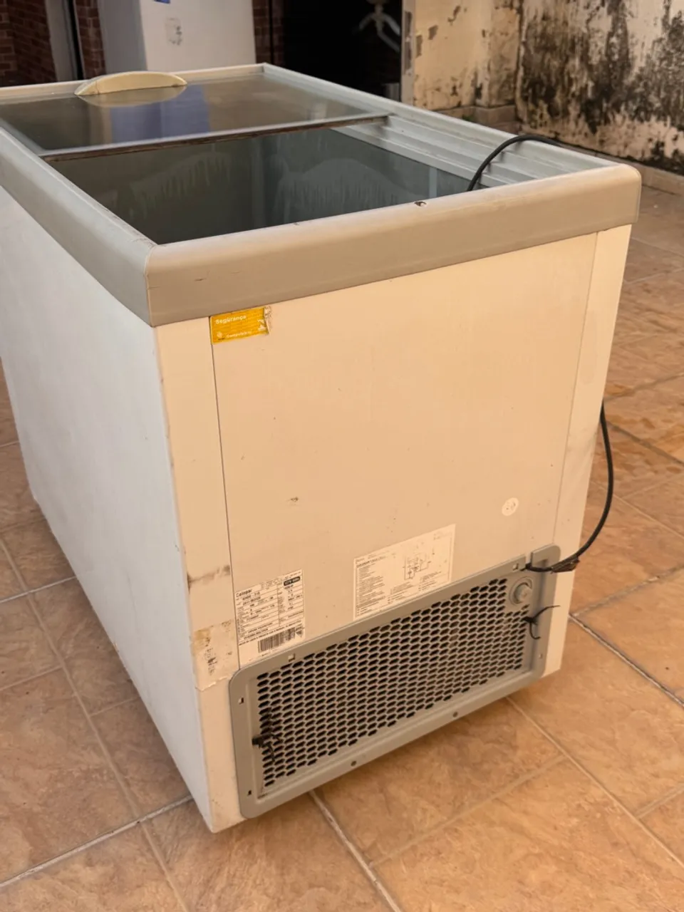 "freezer-pequeno" - Geladeiras e Freezers no Brasil