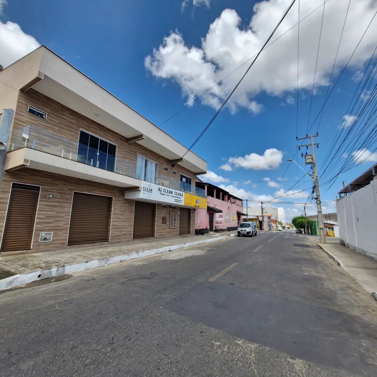 Alugo sala comercial no Centro de Maranguape, defronte à Cegace e ao ...