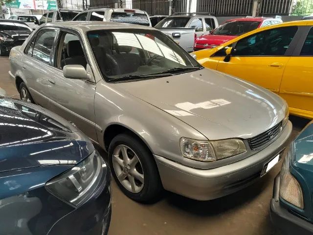 TOYOTA COROLLA 2000 Usados e Novos