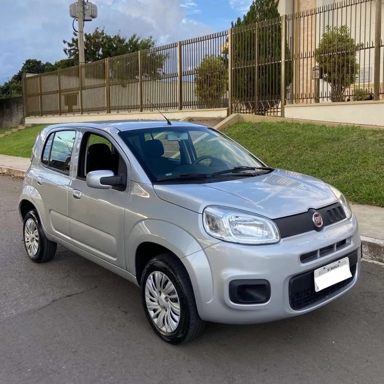 FIAT UNO 2016 Usados e Novos