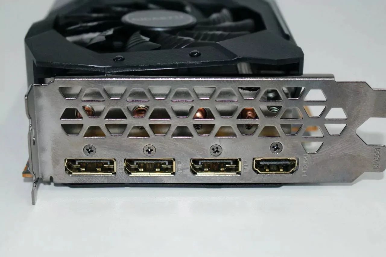 RX 5600 XT 6GB - Placas de Vídeo - Asa Norte, Brasília 1466209245 | OLX