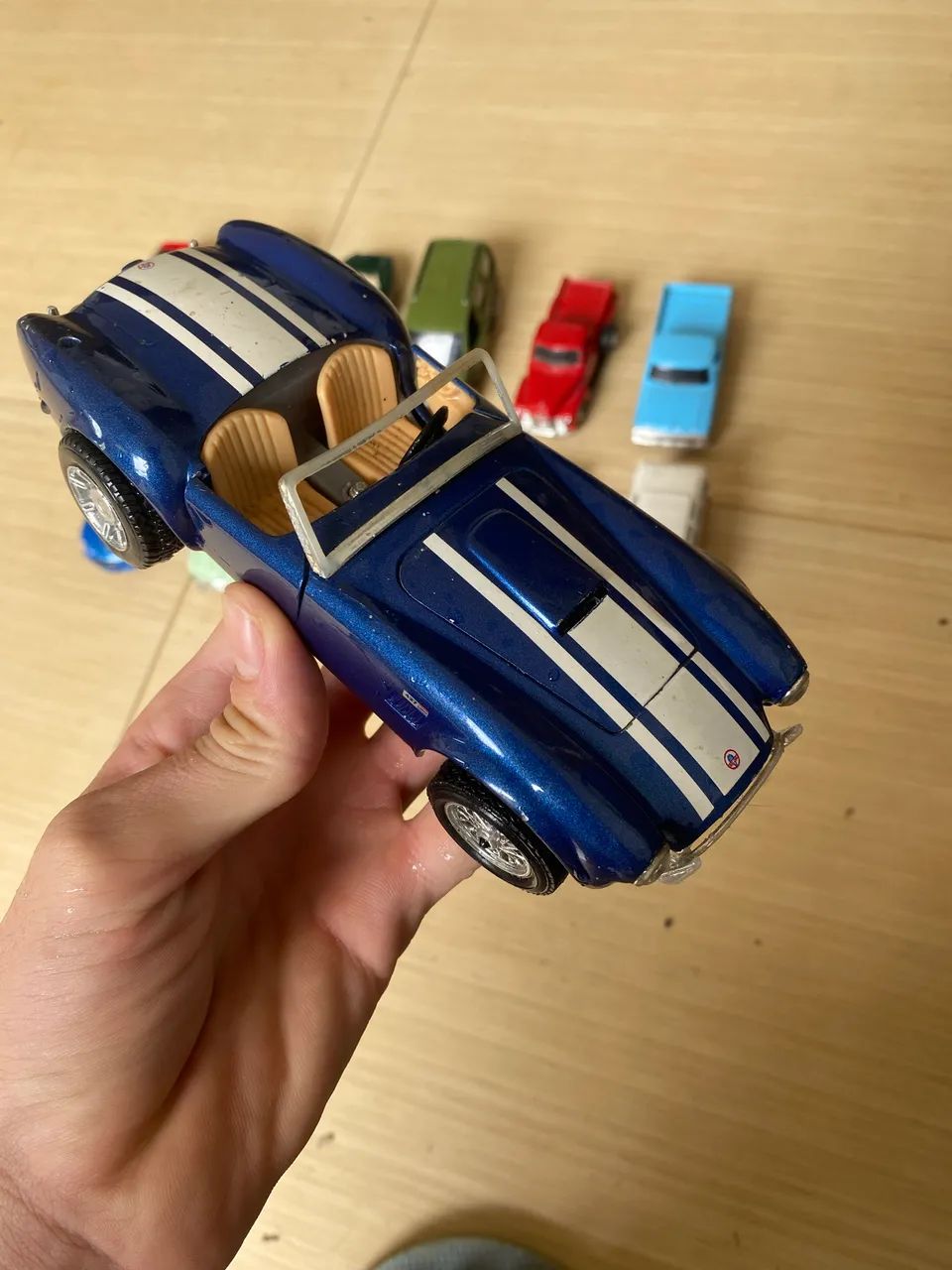 Miniatura Metal Shelby Cobra 427 1965 1/32 - Hobbies e coleções - Santa ...