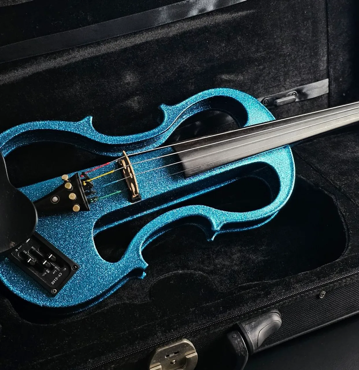 Violinos e violoncelos - Santos, São Paulo