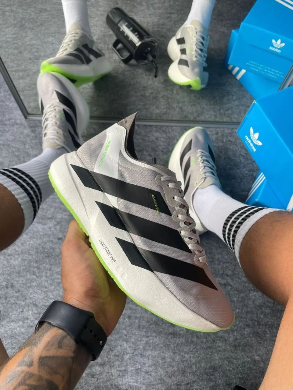 Tênis Adidas Adizero Pro 4 branco sola verde - Calçados - Venda da Cruz ...