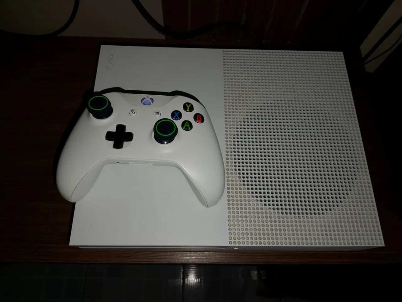 Xbox one de 500 GB COM (GTA V E Tekken 7) e (valor negociável ...