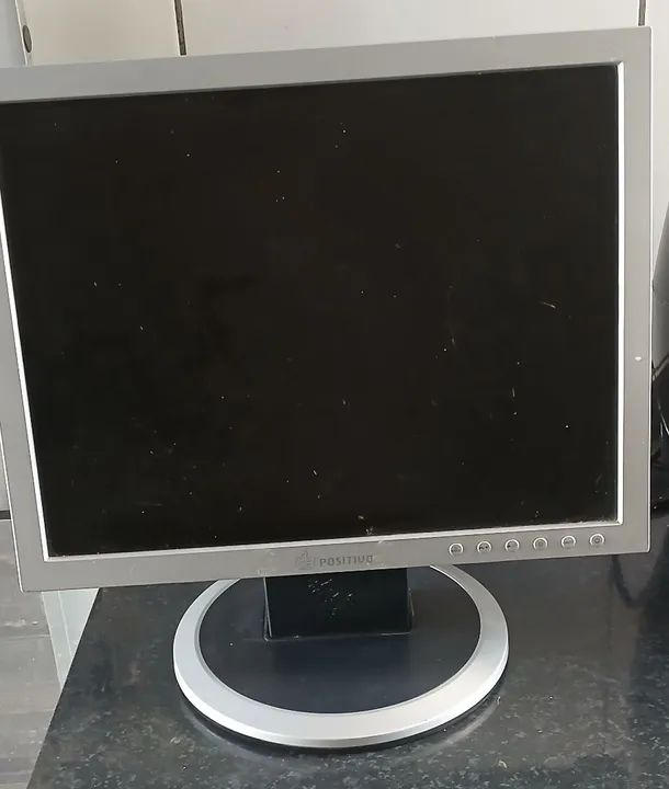 Monitor Positivo LCD 15.6 polegadas - Monitores - Ferrazópolis, São ...