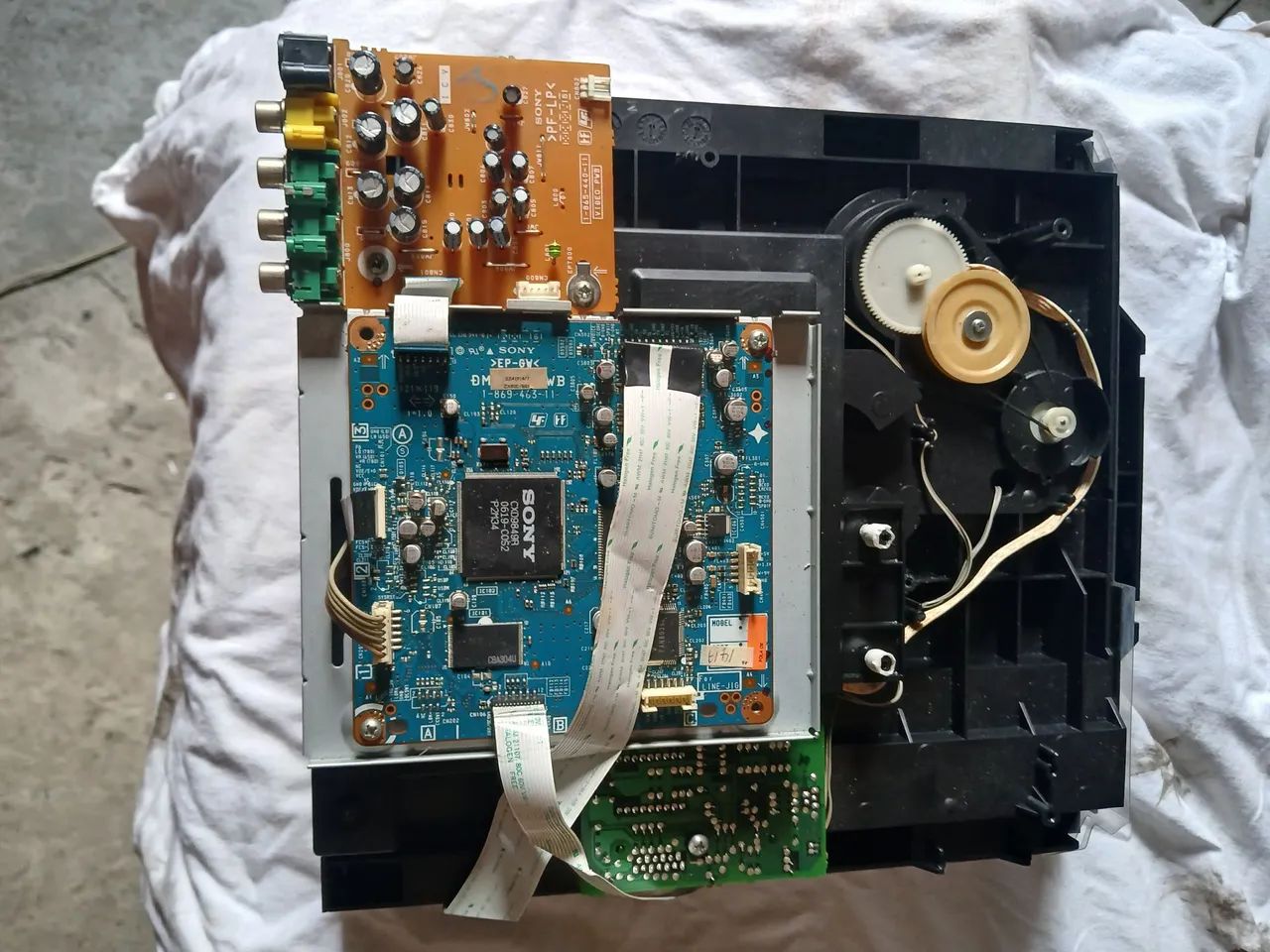 Mecanismo do CD do som Sony zx80d funcionando o mecanismo não lê o cd dvd - DVD, Blu-Ray e Vídeo ...