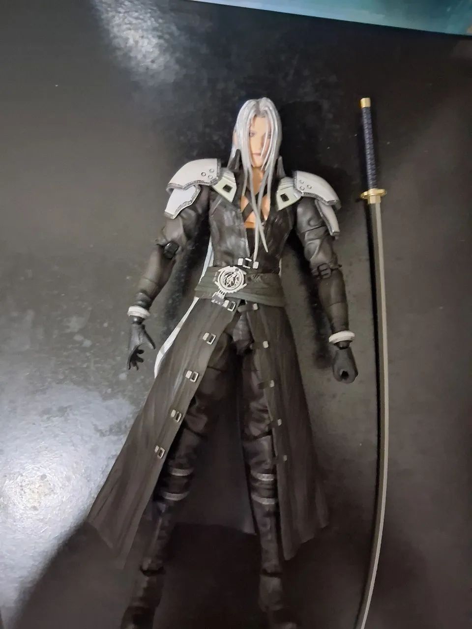 Play arts kai final fantasy vii remake sephiroth - Hobbies e coleções ...