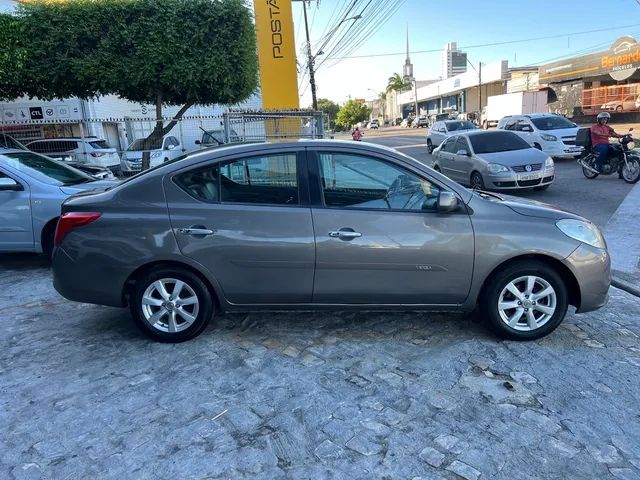NISSAN VERSA 2013 Usados e Novos