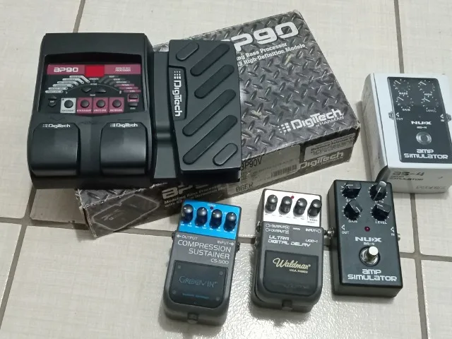 "pedaleira guitarra" - Instrumentos musicais no Brasil