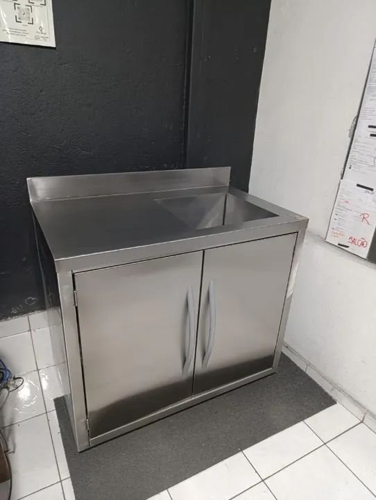 Armário de inox para cozinha industrial com bojo; pia; prateleira ...