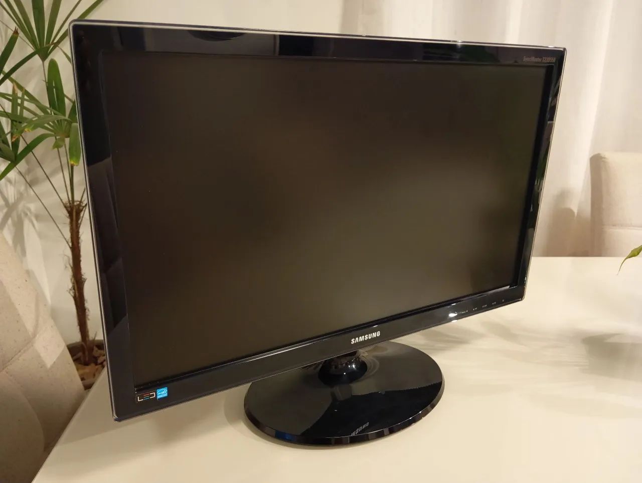 Monitores em Curitiba e região, PR