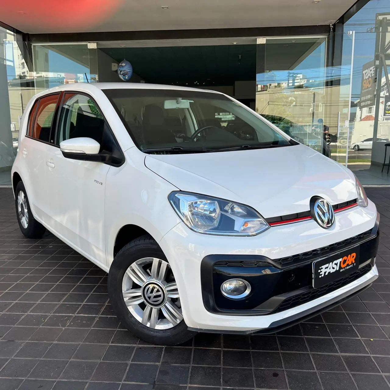 VOLKSWAGEN UP! 2018 Usados e Novos