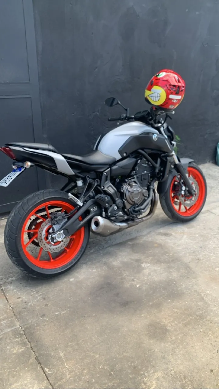 Motos YAMAHA MT-07/MT-07 2020 no Brasil