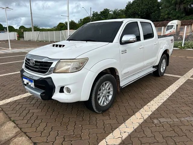 TOYOTA HILUX 2012 Usados e Novos