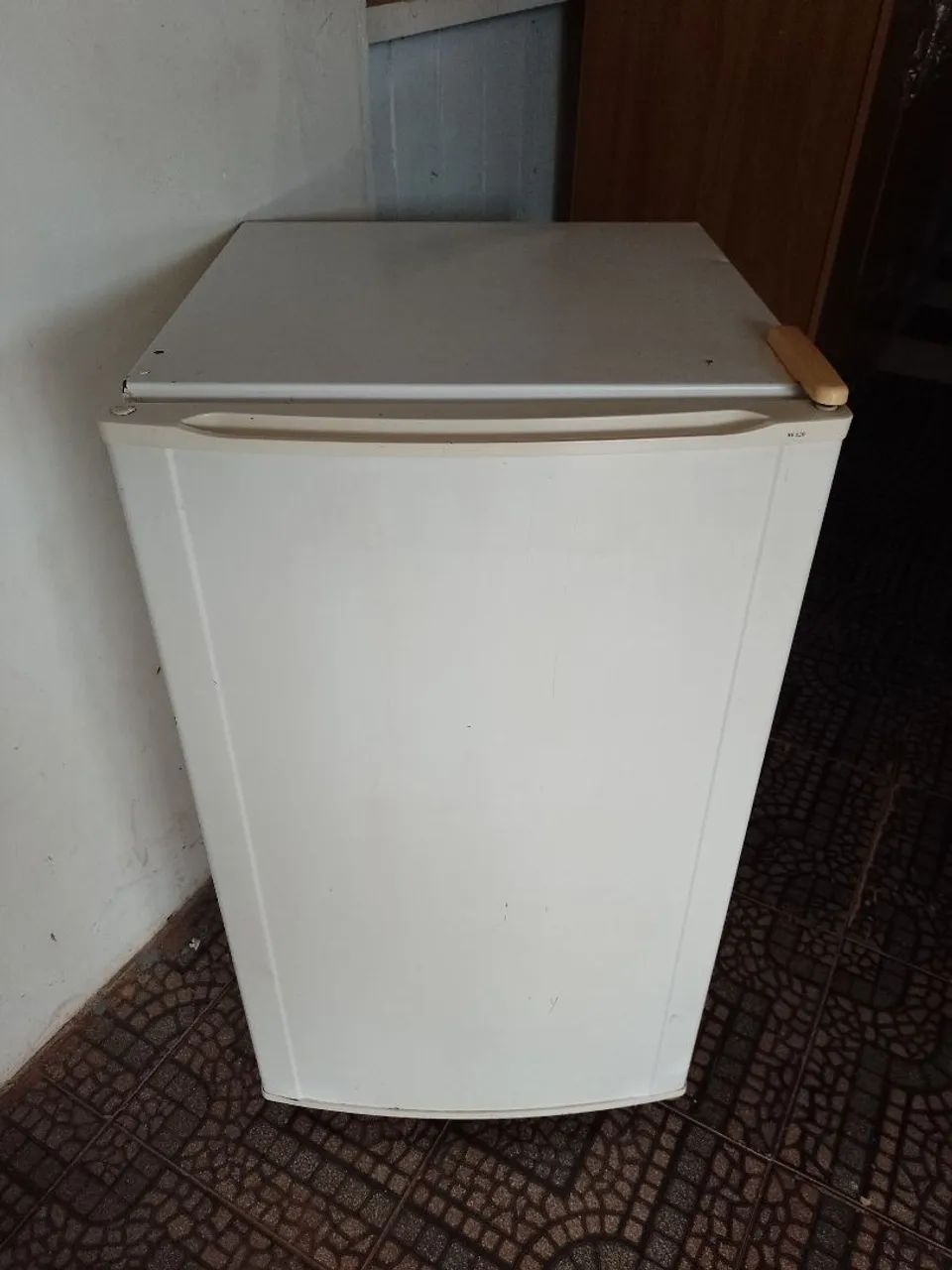 Frigobar grande Eletrolux 122 litros - Geladeiras e Freezers - Novo ...