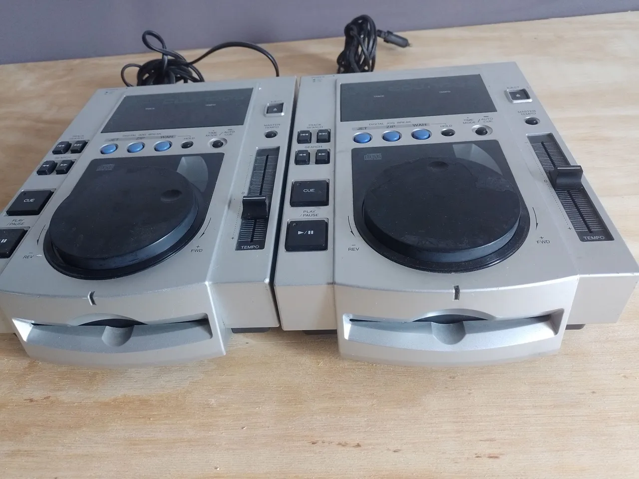 "cdj 2000" no Brasil