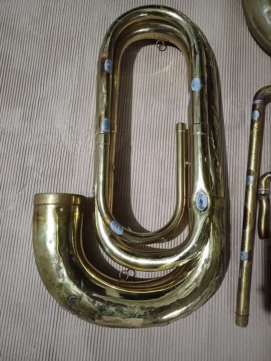 "tuba conn" no Brasil