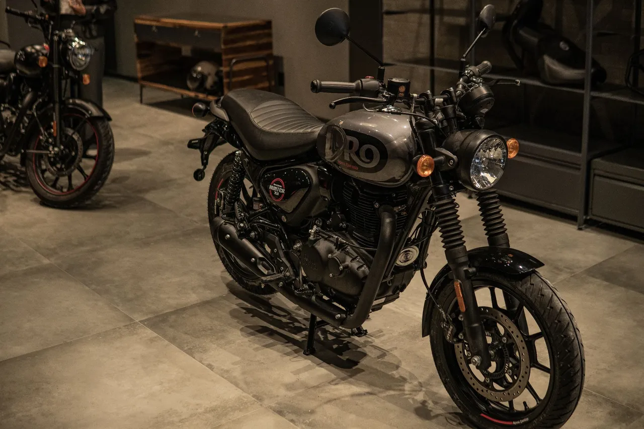 Motos ROYAL ENFIELD HUNTER 350 no Brasil