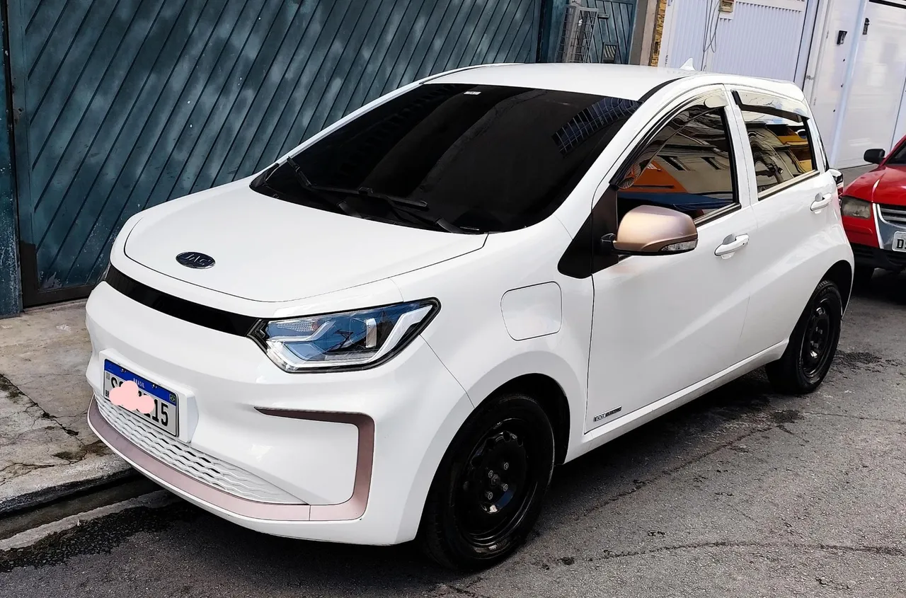 JAC E-JS1 Usados e Novos