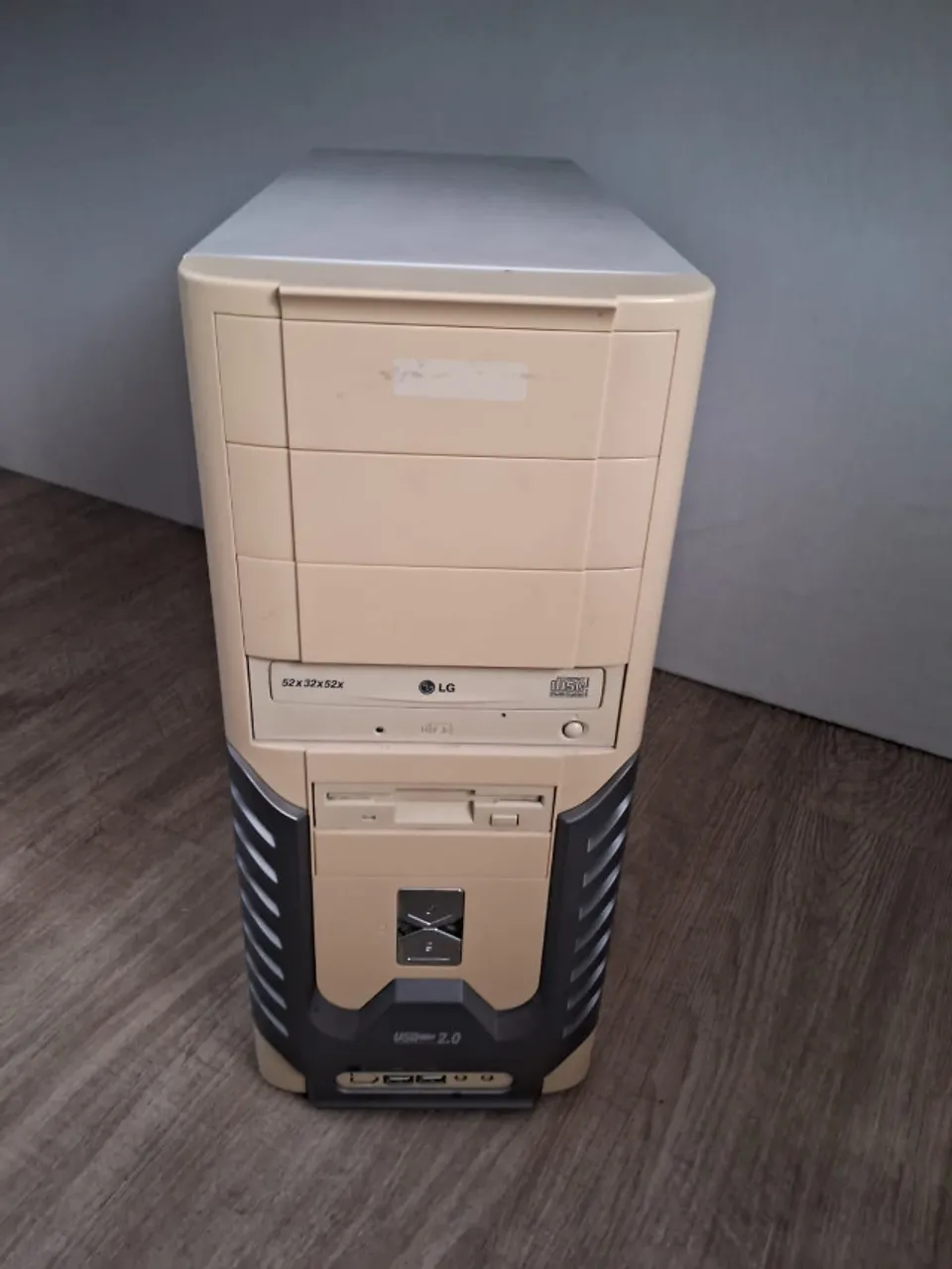 "computador antigo funcionando" no Brasil