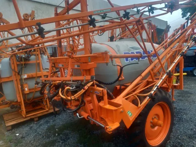 "pulverizador jacto 600 litros" no Brasil