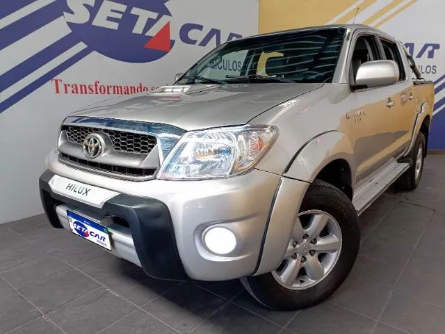 TOYOTA HILUX 2010 Usados e Novos