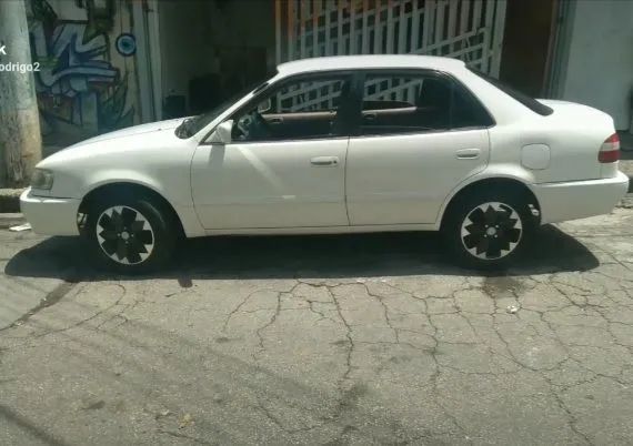 TOYOTA COROLLA 2000 Usados e Novos