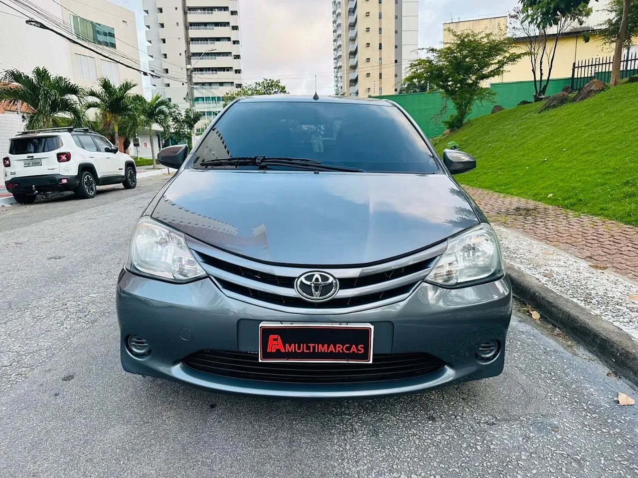 TOYOTA ETIOS 2015 Usados e Novos